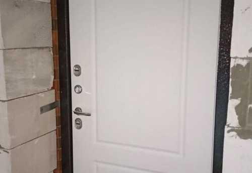 Входная дверь в квартиру с установкой