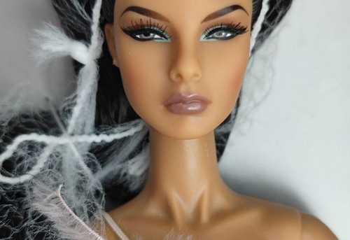 Integrity toys agnes up with a twist