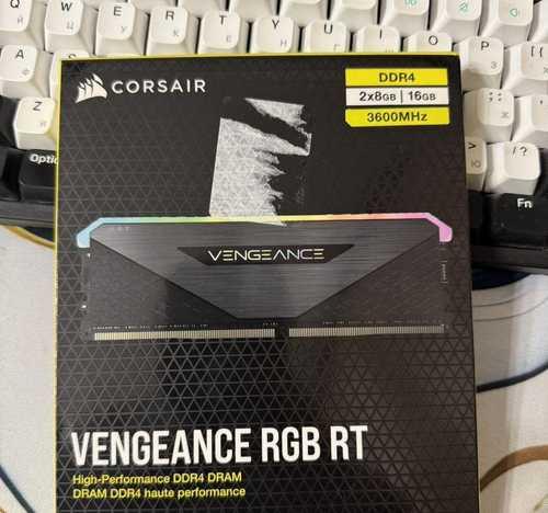 Оперативная память Corsair Vengeance RGB RT 16GB