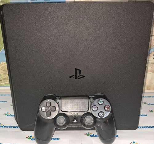 Sony playstation 4 slim