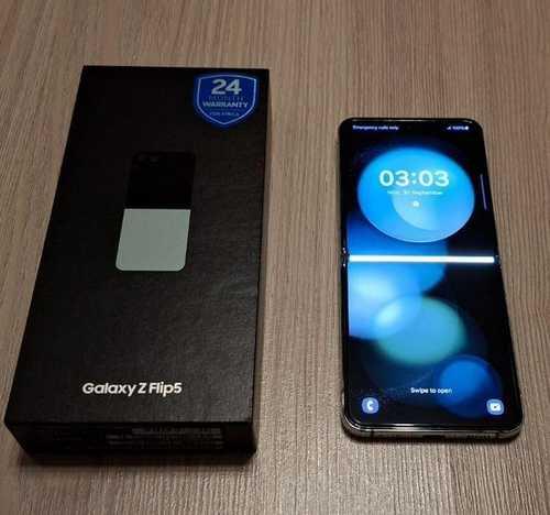 Samsung Galaxy Z Flip5, 8/256 ГБ