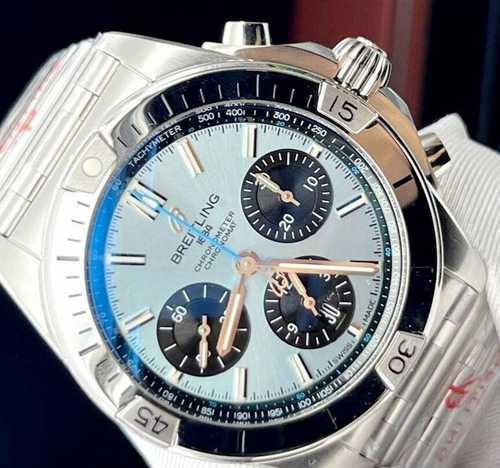 Часы Breitling Chronomat B01