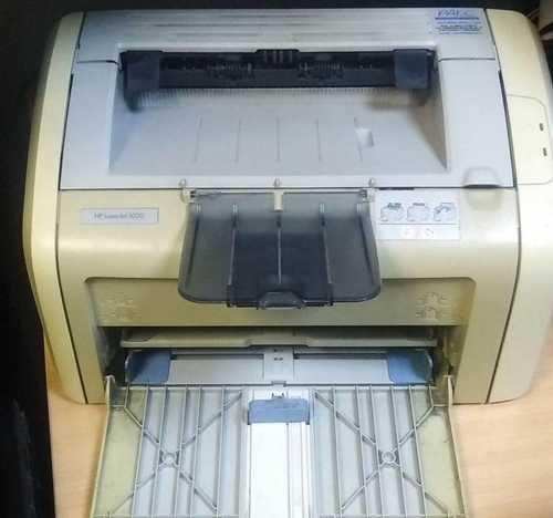 Принтер HP LaserJet 1020