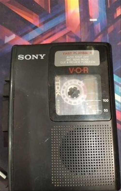 Кассетный диктофон и плеер Sony VOR