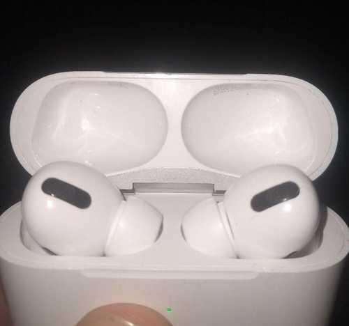 Беспроводные наушники apple airpods