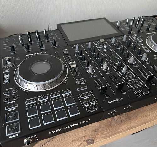 Dj контролер Denon prime 4