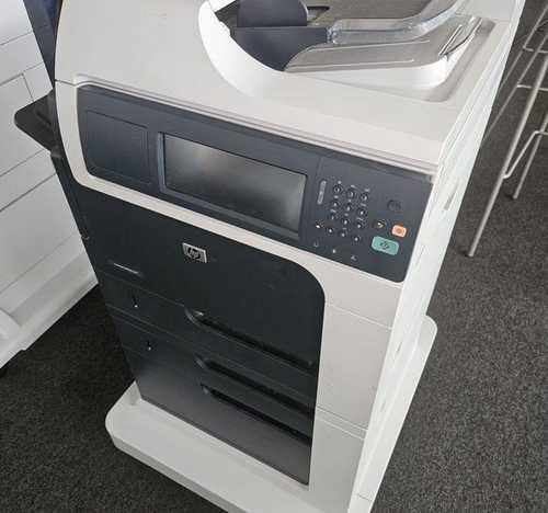 HP LaserJet M4555 MFP