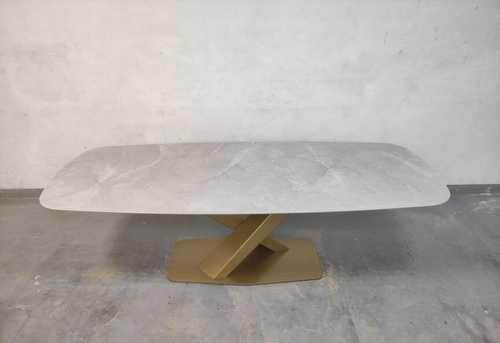 Большой обеденный стол из керамогранита Turin
