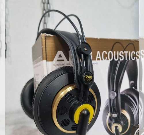 Студийные наушники AKG K240 Studio