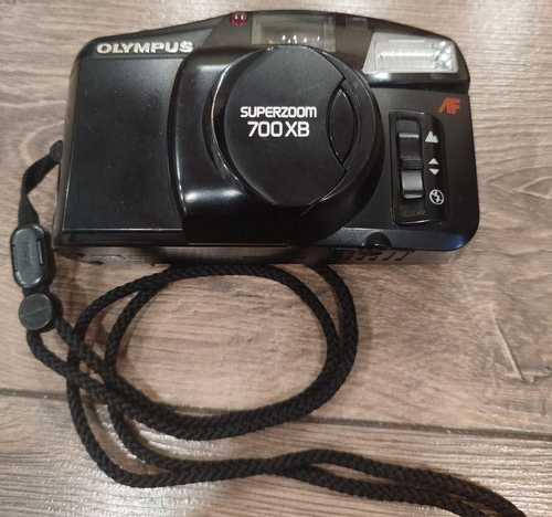 Плёночный фотоаппарат olympus superzoom 700XB