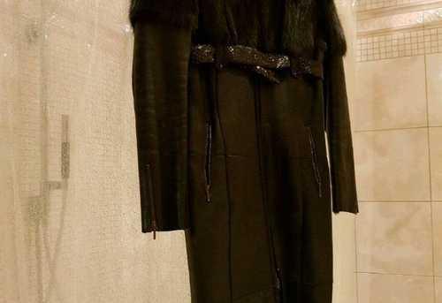 Стильное кожаное пальто с норкой