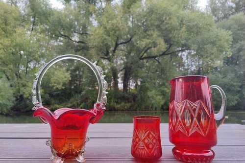 Кувшин со стаканом и ваза цветное стекло СССР