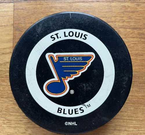 Винтажная оффициальная шайба St. Louis Blues