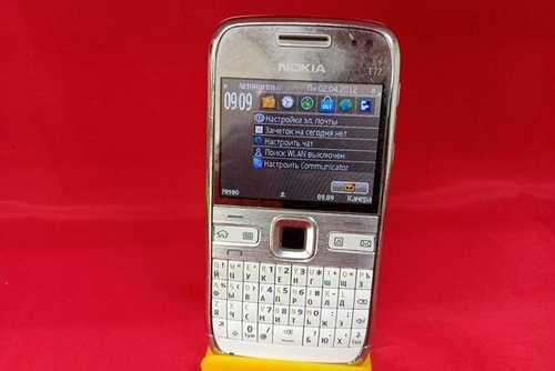 Смартфон Nokia E72