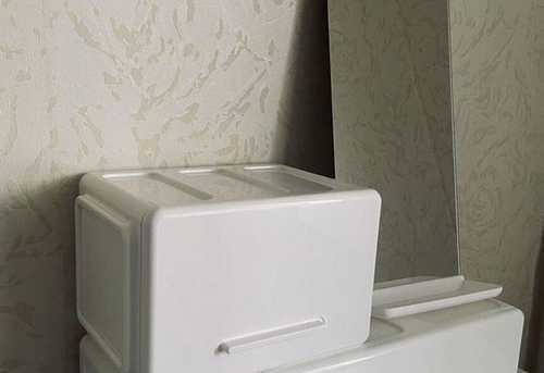 Шкафчики для ванной навесные с зеркалом, б/у, IKEA