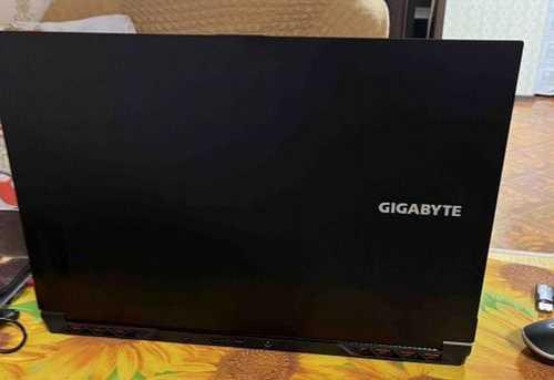 Новый игровой ноутбук Gigabyte G7