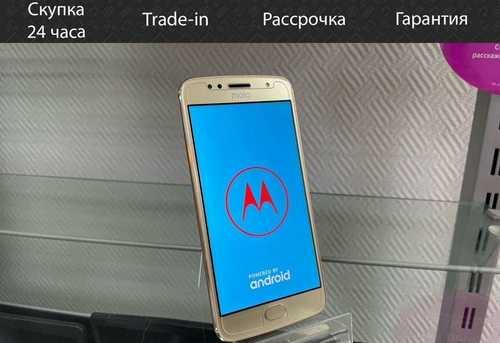 Смартфон Motorola Moto G5s 3/32GB