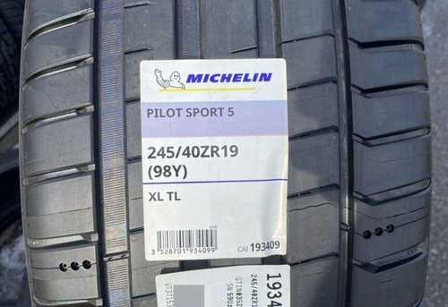 Michelin Pilot Sport 5 245/40 R19 98Y
