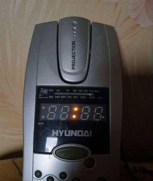 Радиоприёмник, часы и будильник Hyundai H-1506