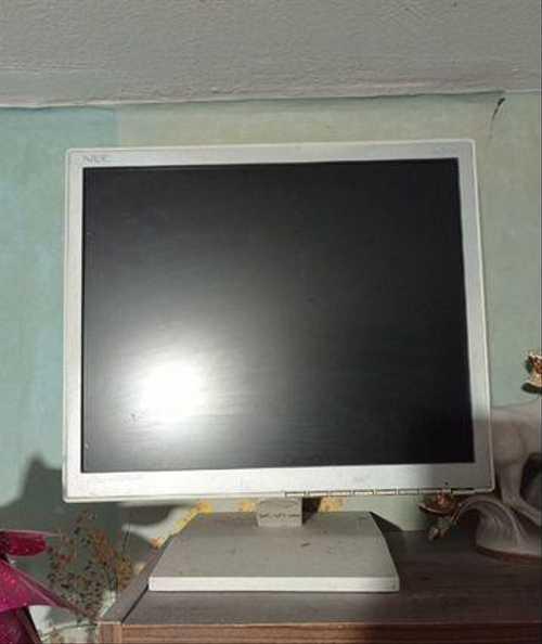 Монитор NEC MultiSync LCD1701, 1280x1024, 75 Гц