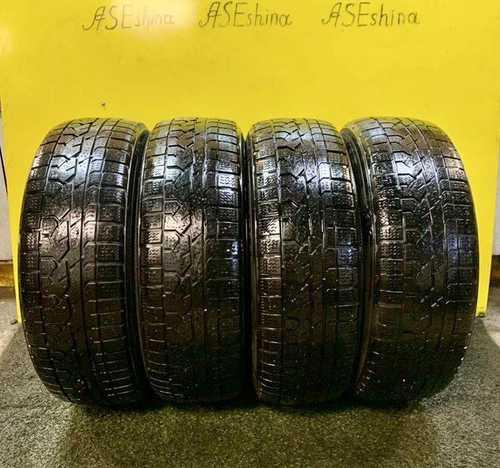 Kumho I'Zen RV Asymmetric 215/60 R17 96H