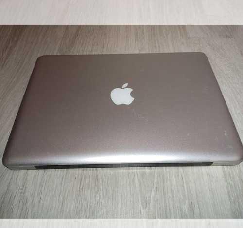 Apple macbook pro 7.1 2010