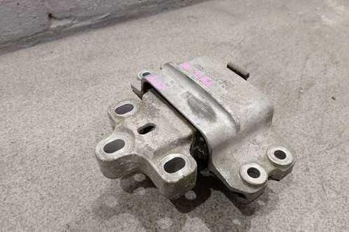 Опора кпп для 2.0 CCZ Volkswagen Passat CC