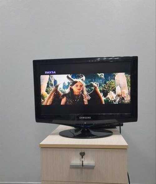 Телевизор Samsung LE22B350F2W