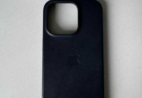 Оригинальный кожаный чехол на iPhone 14 pro