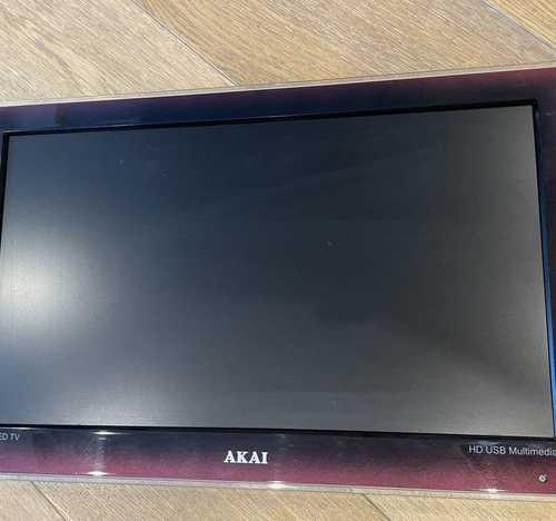 Телевизор akai 19"