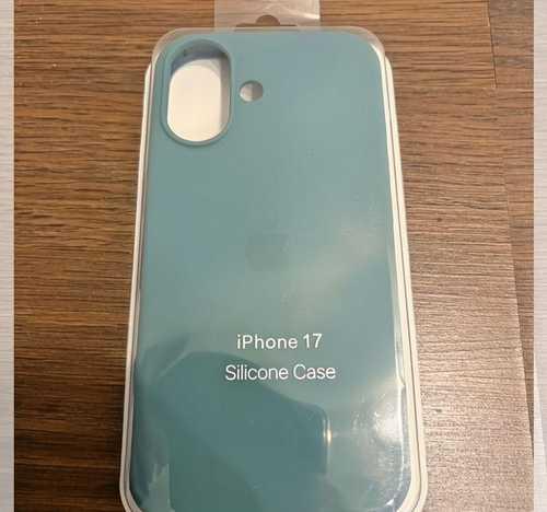 Чехол на iPhone 17