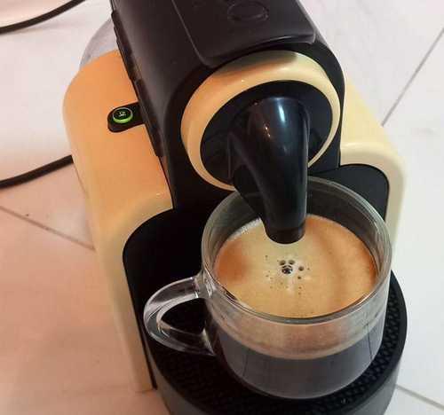 Кофеварка Nespresso delonghi капсульная