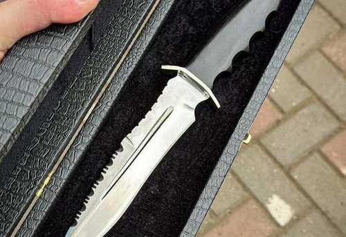 Нож каратель