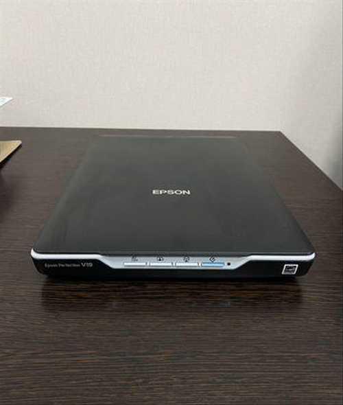 Сканер Epson perfection V19