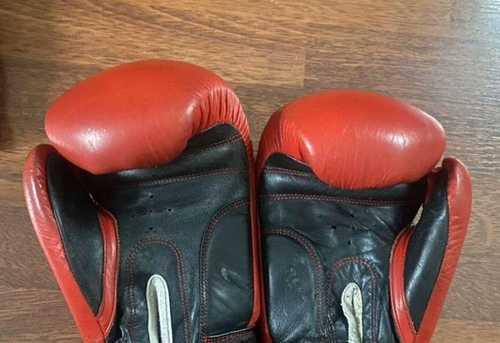 Боксерские перчатки 10 oz Top Ten aiba