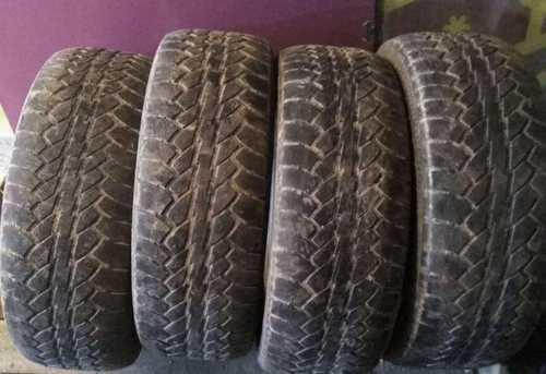 Cooper Adventurer A/T 235/65 R17