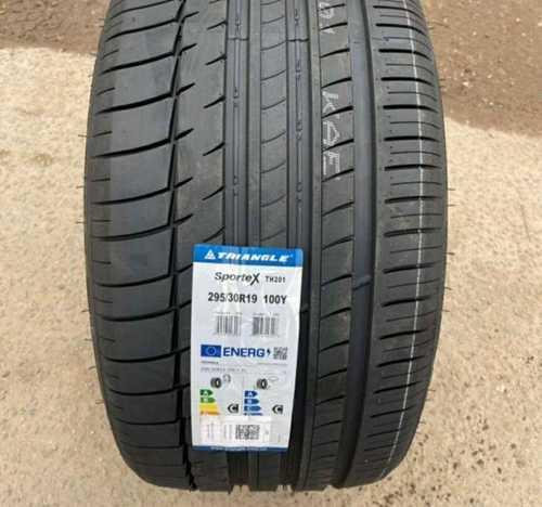 Triangle Sports TH201 295/30 R19 100Y