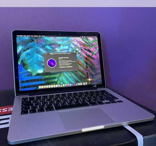 Ноутбук apple macbook pro 13 /i5 8озу/250 ssd