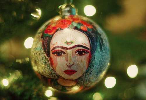 Фрида Кало елочный шар новогоднее украшение