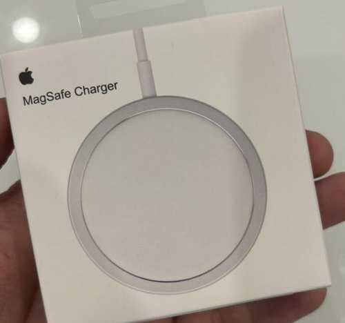 Беспроводная зарядка apple magsafe