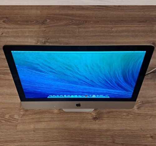 Apple iMac 21.5" 2013 8/1тб, все хорошо