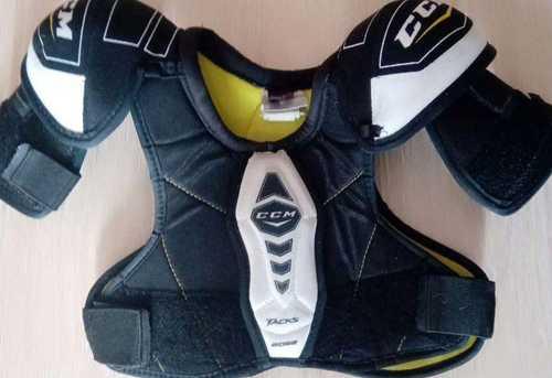 Нагрудник, щитки