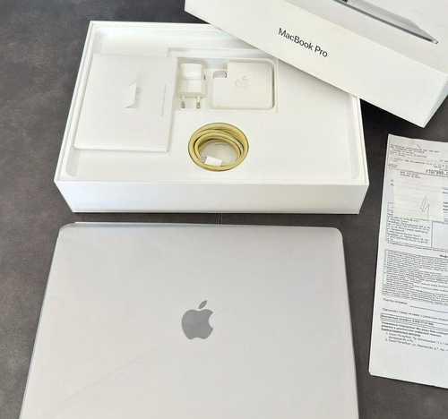 Apple MacBook pro 13 2016