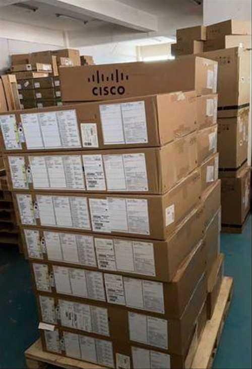 Коммутатор Cisco Nexus N9K-C93240YC-FX2