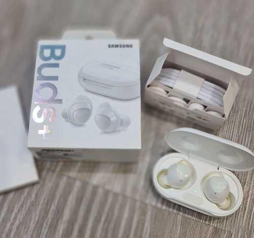 Беспроводные наушники Samsung Galaxy Buds Plus