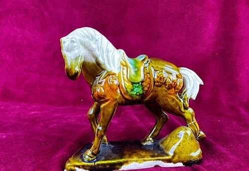 Статуэтка конь СССР керамика майолика