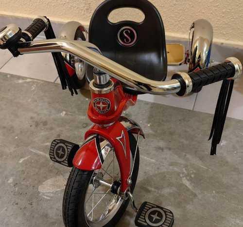 Детский велосипед Schwinn Roadster Trike