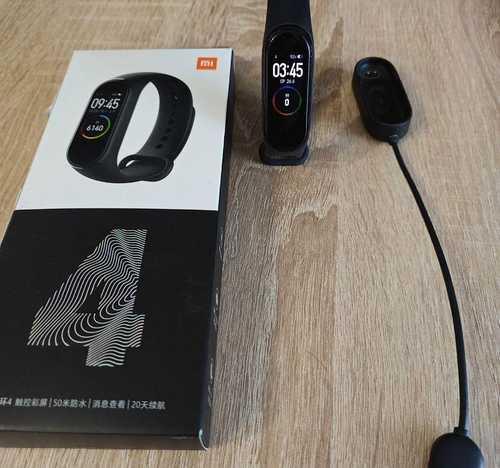 Фитнес браслет Xiaomi mi band 4