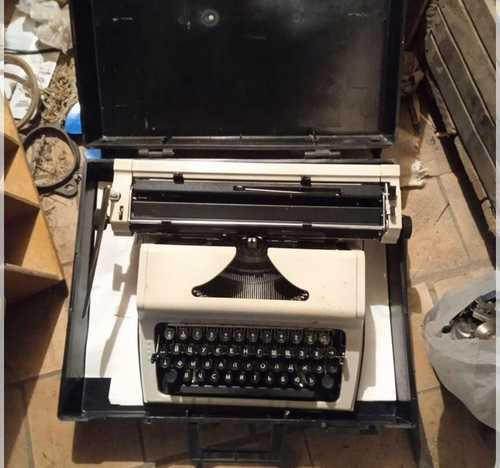 Пишущая машинка пп 305-1