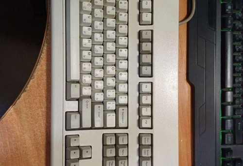 Клавиатура IBM model m